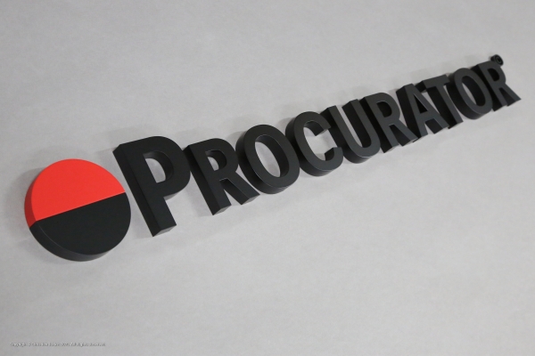 3D Buchstaben und Logos aus lackiertem Acrylglas